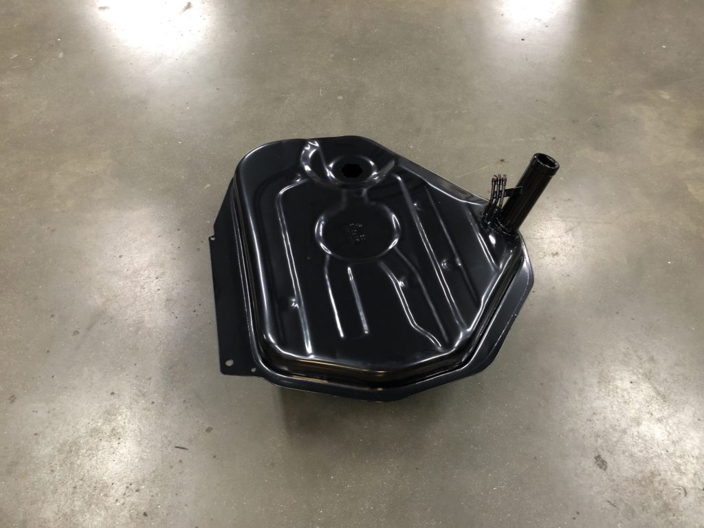 Metal fuel tank 70L BMW E12 E24 E28 16111178881 - Ivo Christov BMW E28 ...